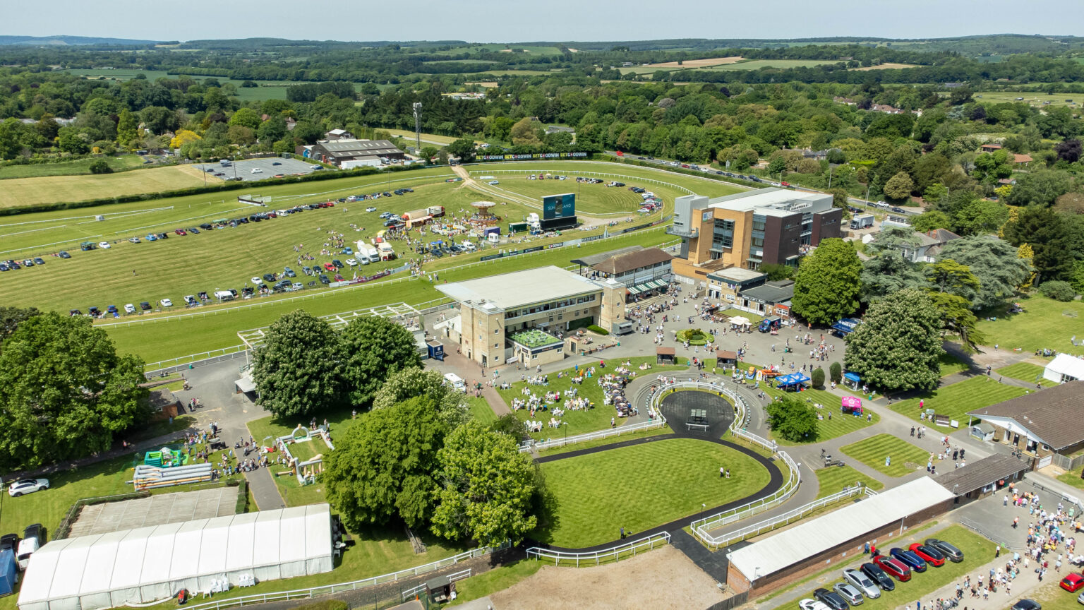 Luxury Meets Low and No: ARC Brings Premium Parity to Modern Events ...